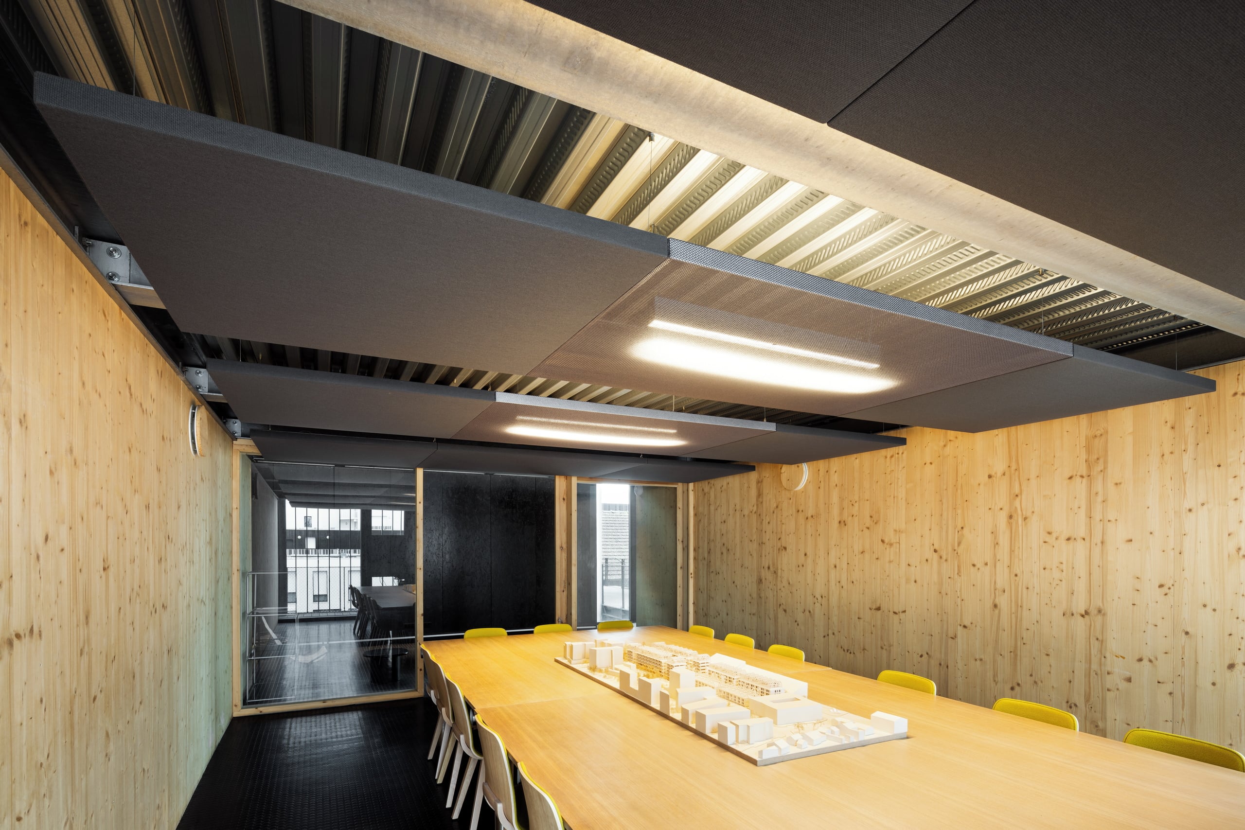 Salles de réunion des agences Nadau Architecture et Faye Architectes ...